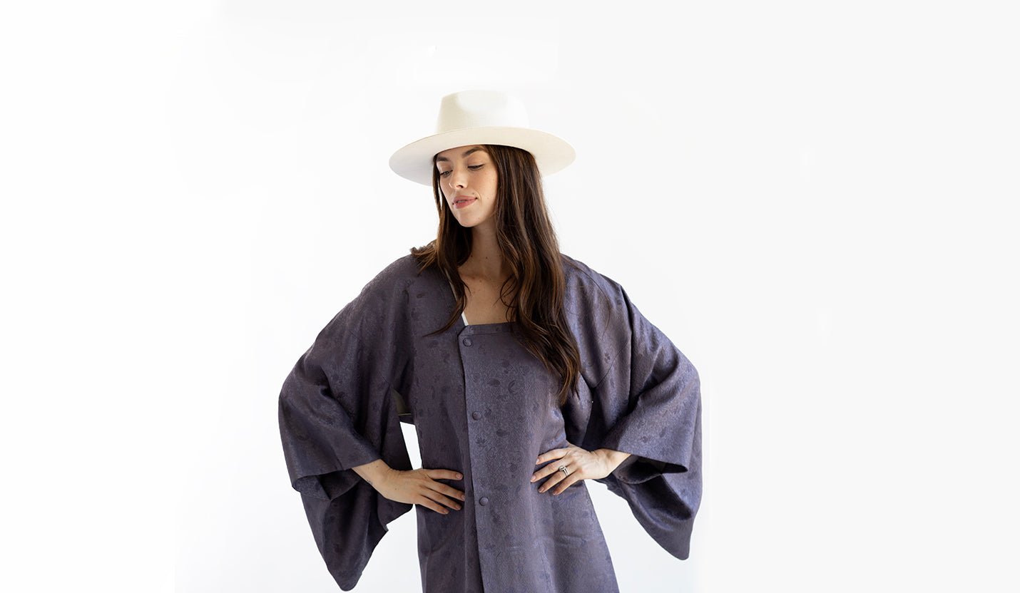 Online Exclusives – Flea Style