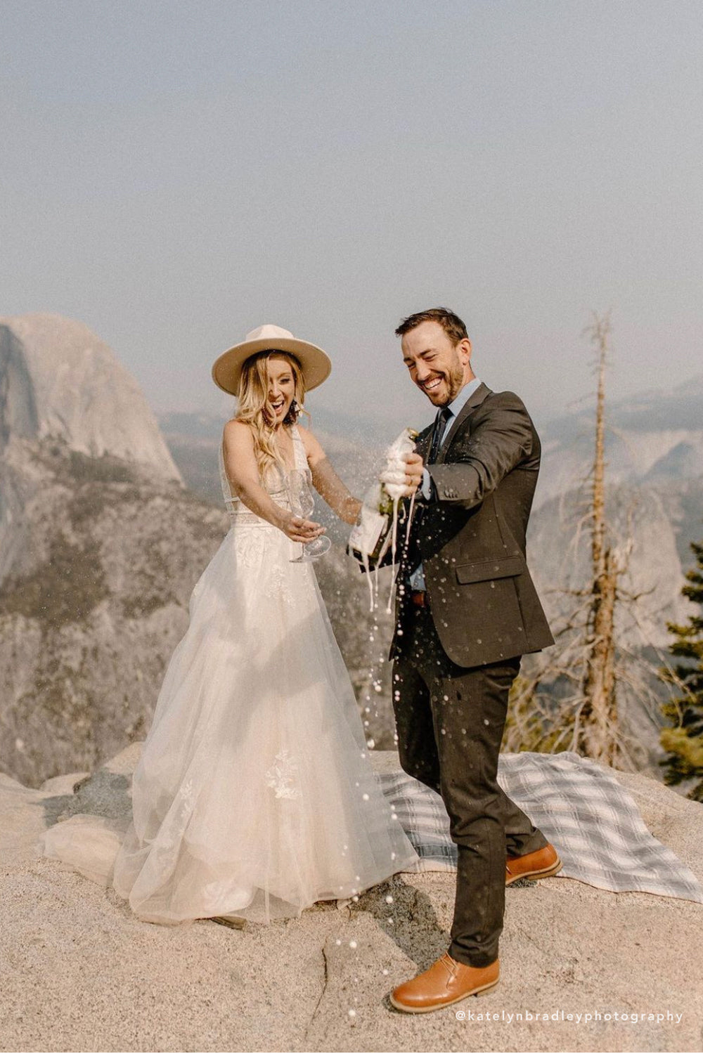 Bridal Hat Bar – Flea Style