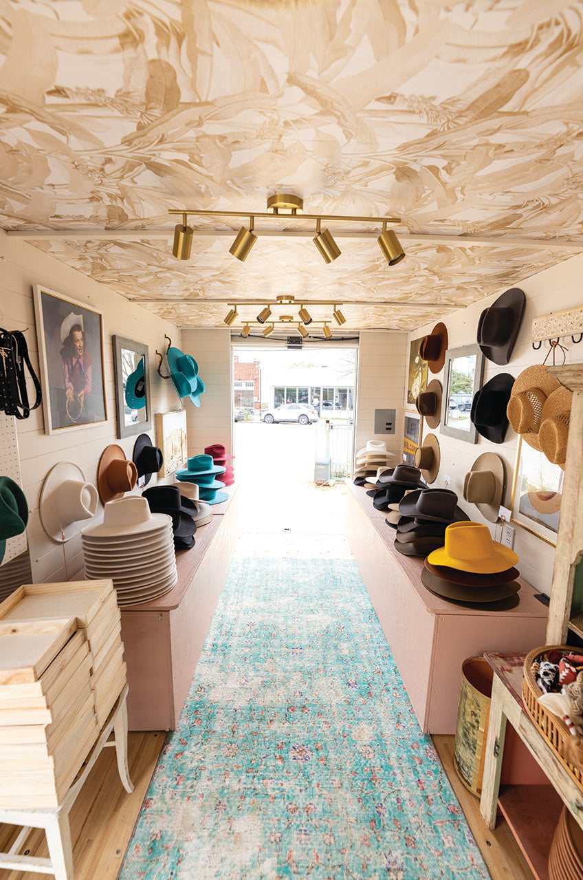 Hat Bar + Boutique Truck – Flea Style